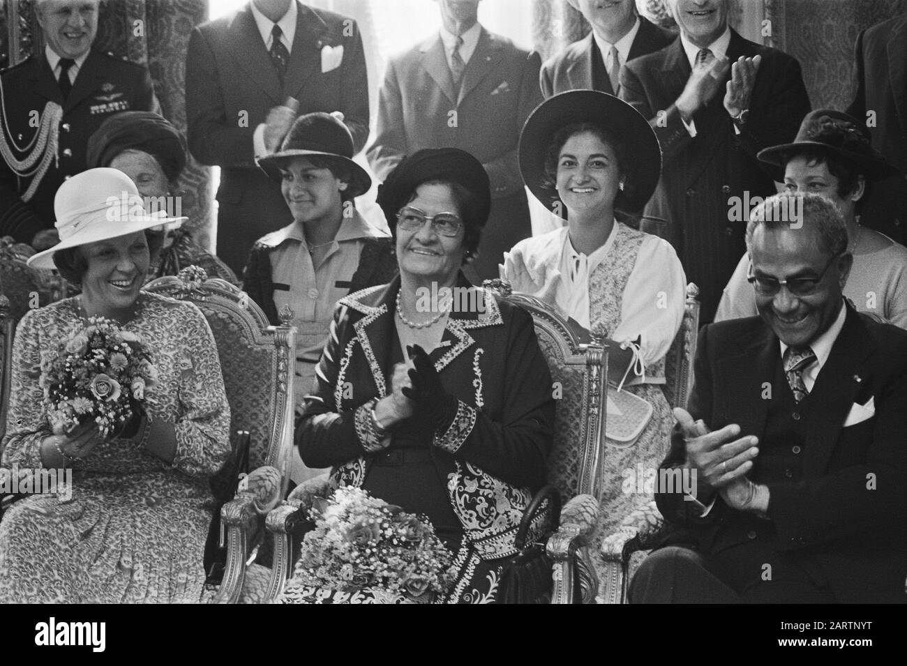 State visit Surinamese preident. Ferrier; welcome mayor Polak, from l.n ...