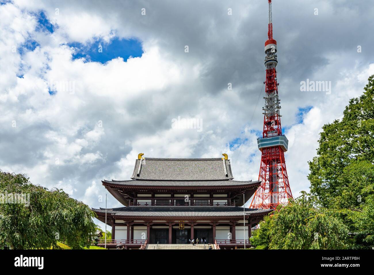 View of Zojoji buddhist temple and Tokyo Tower, Japan Stock Photo - Alamy