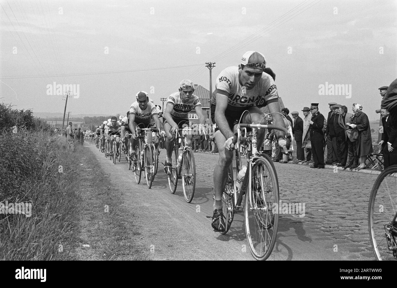 Tour de France. During the 4th stage Roubaix-Rouen, the rider field ...
