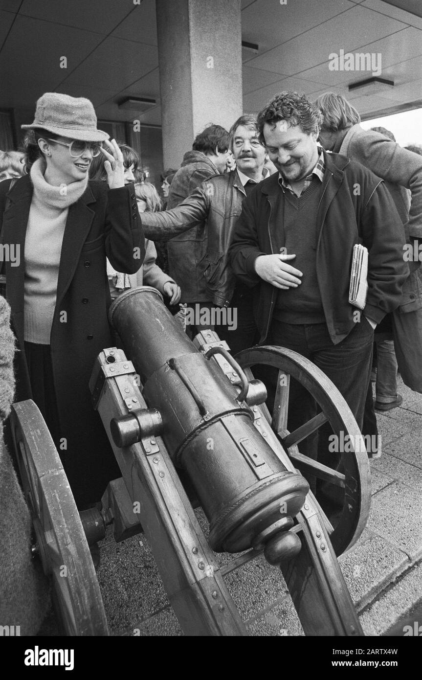 Right jules croiset hi-res stock photography and images - Alamy