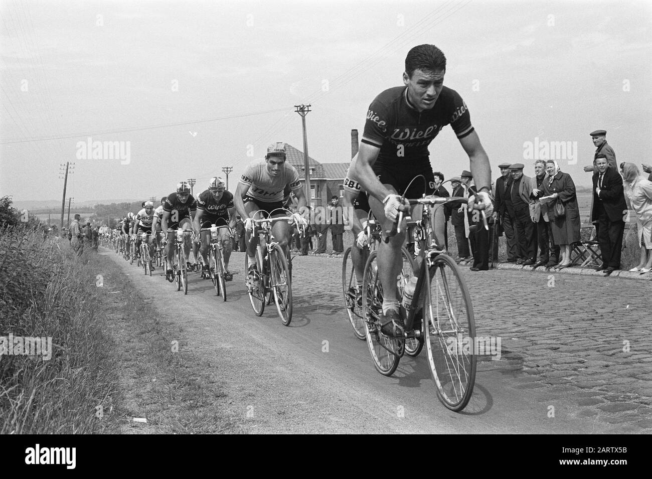Tour de France. During the 4th stage Roubaix-Rouen, the rider field ...