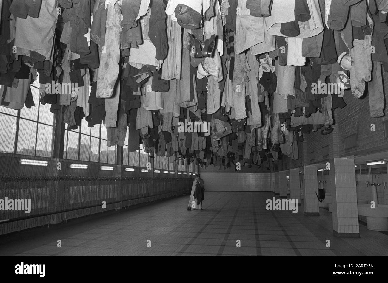 1973 strike hi-res stock photography and images - Alamy