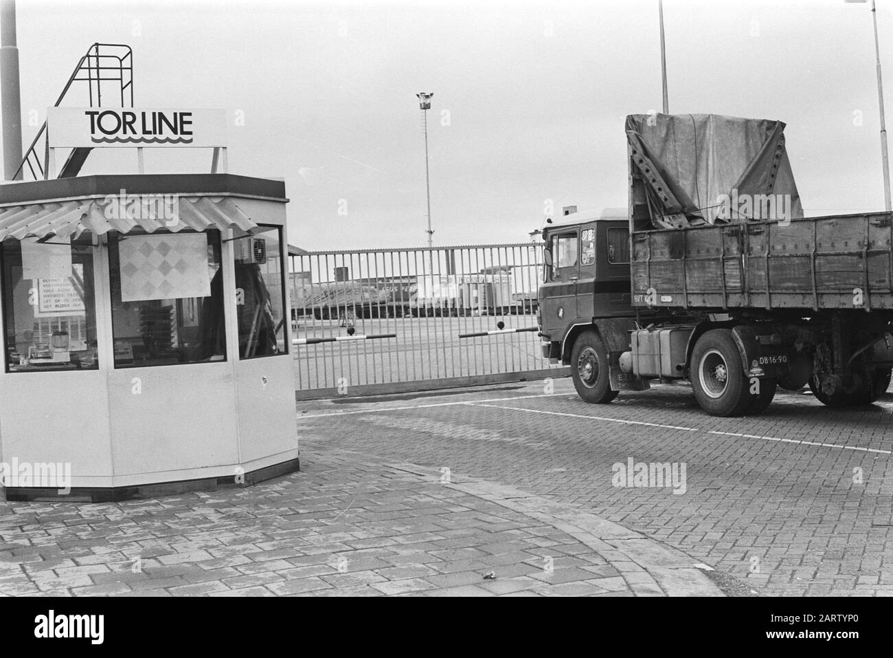 Tor quick Black and White Stock Photos & Images - Alamy