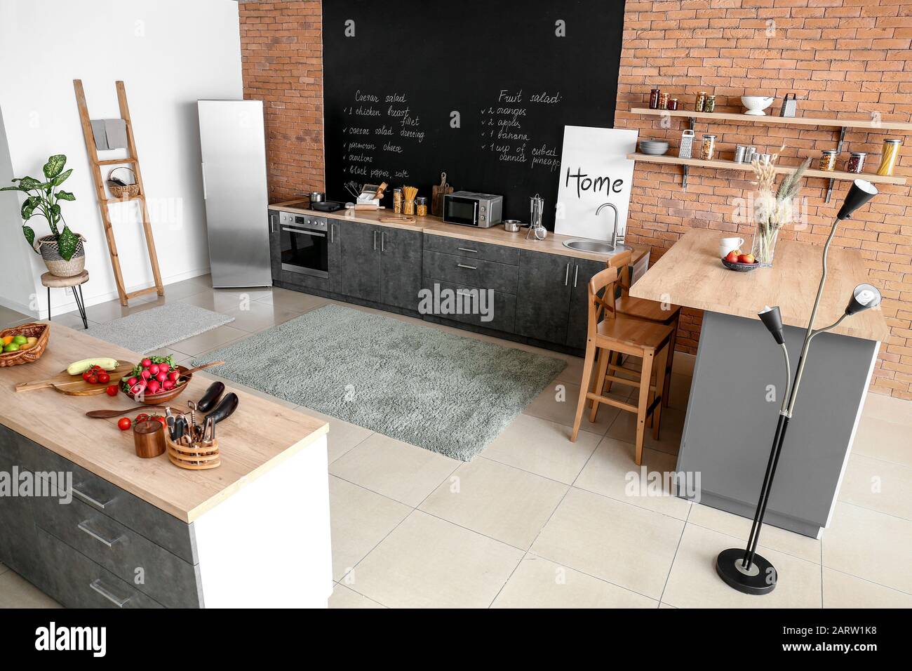 Interior of beautiful modern kitchen Stock Photo - Alamy