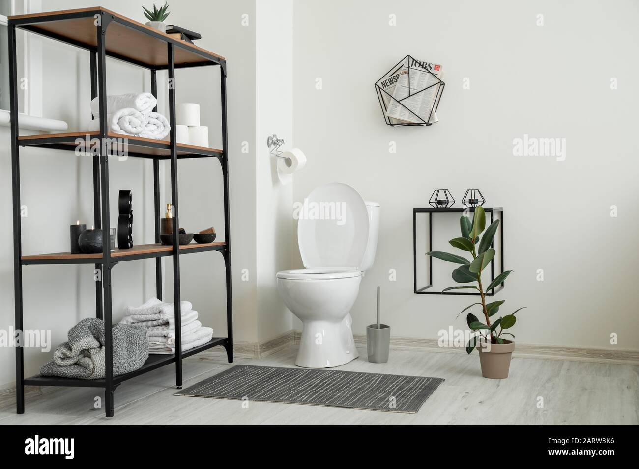 Interior of modern comfortable restroom Stock Photo - Alamy