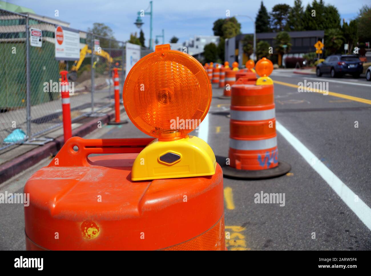 Traffic bollards hi-res stock photography and images - Alamy