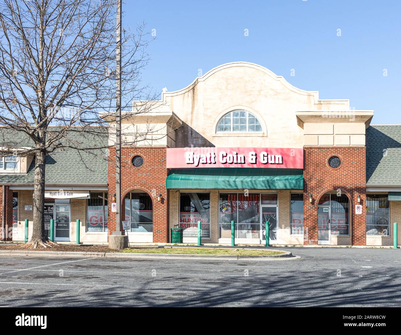 Hyatt guns hi-res stock photography and images - Alamy