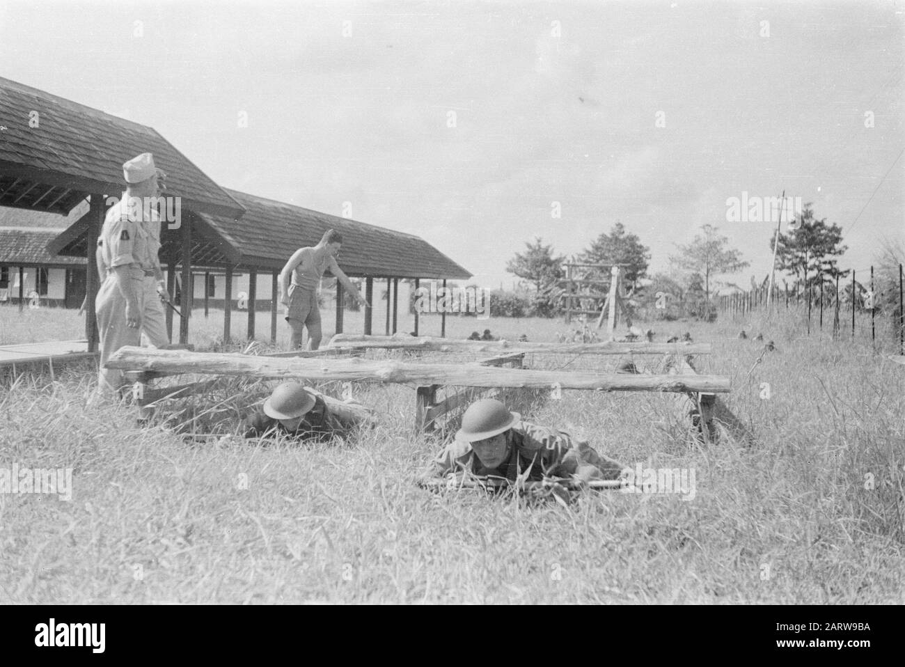 School Reserve Officers Infantry (S.R.O.I.) at Bandoeng Stormbaan Date ...