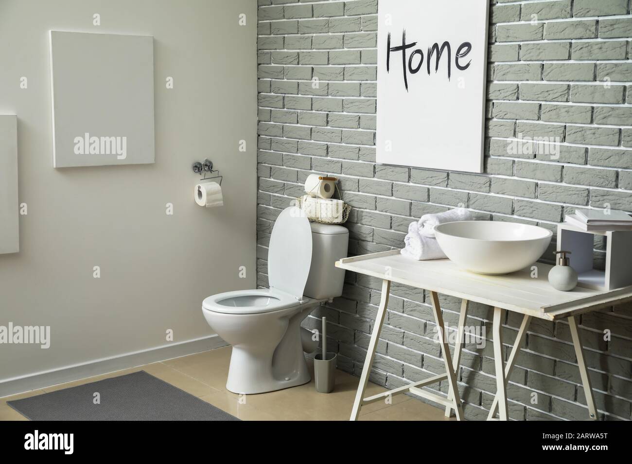 Interior of clean modern bathroom Stock Photo - Alamy