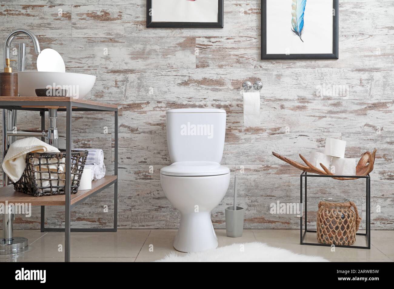 Interior of clean modern bathroom Stock Photo - Alamy