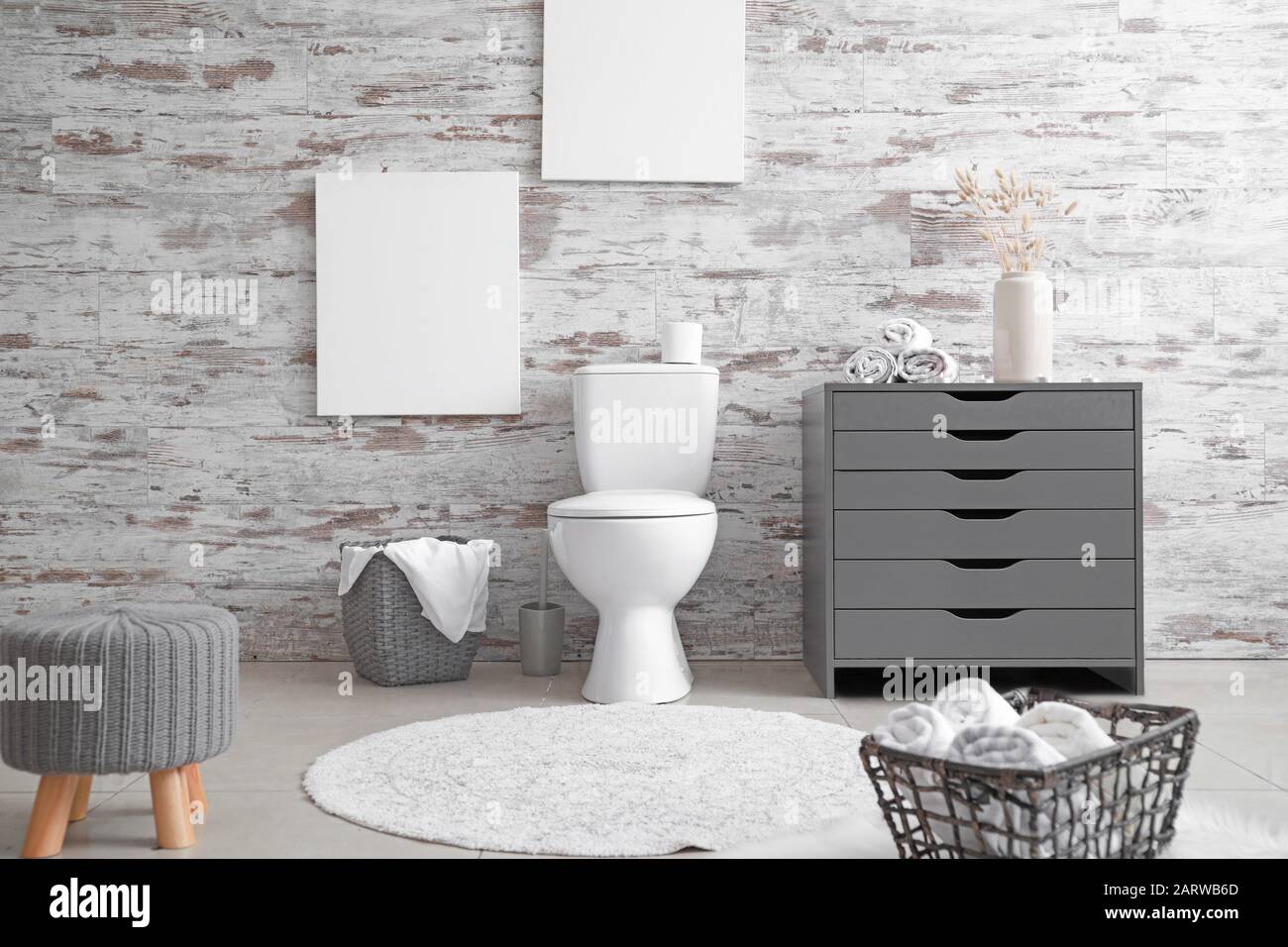 Interior of clean modern bathroom Stock Photo - Alamy