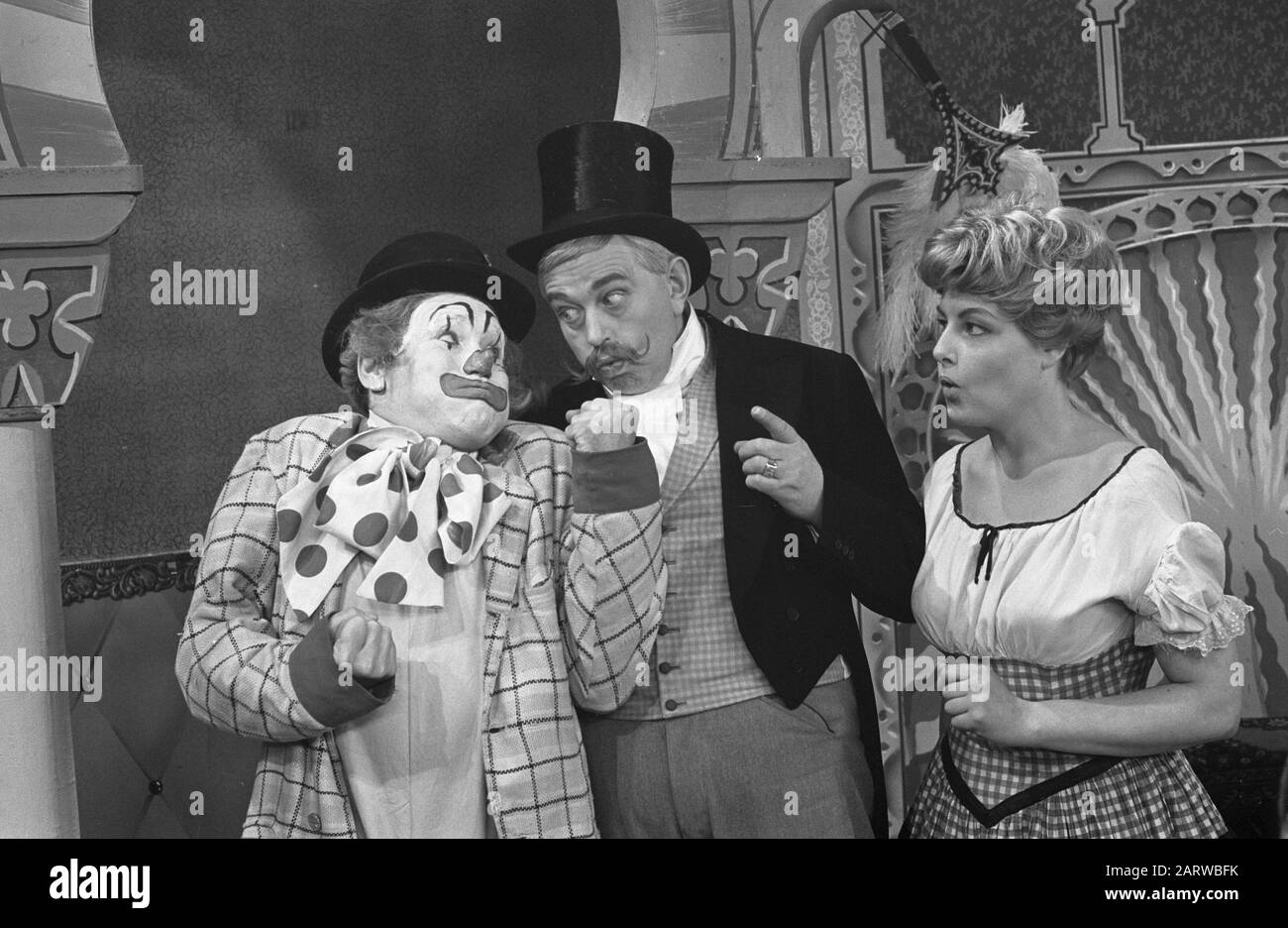 Clowns pipo hi-res stock photography and images - Alamy