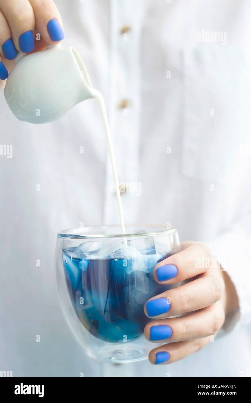 Healthy trend 2020 hi-res stock photography and images - Alamy