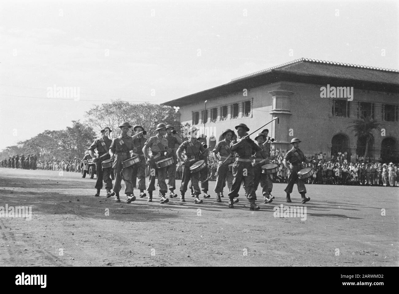 Parade at Bandoeng Tamboers and trumpets Date: July 1947 Location ...
