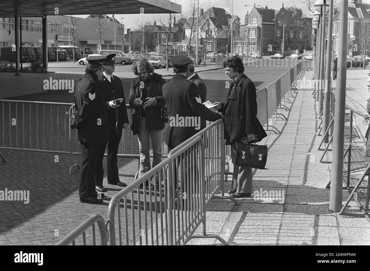 Preparation checks Black and White Stock Photos & Images - Alamy