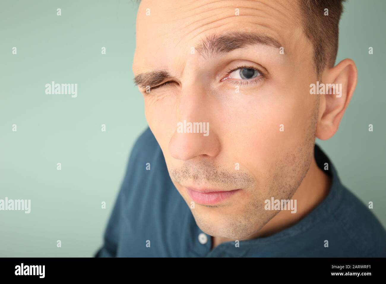 Suspicious, mistrust, face hi-res stock photography and images - Alamy