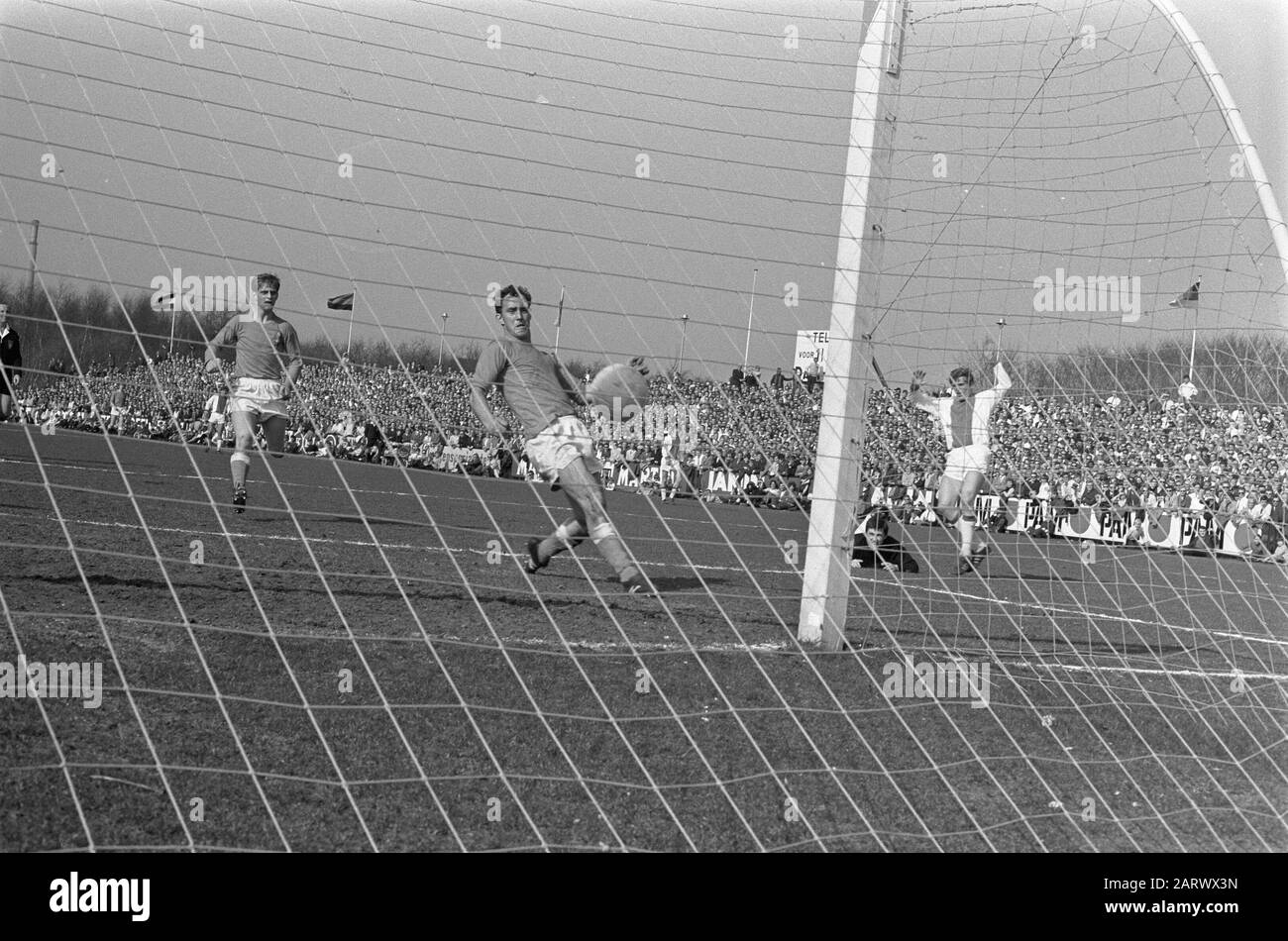 Ajax keeper keizer hi-res stock photography and images - Alamy