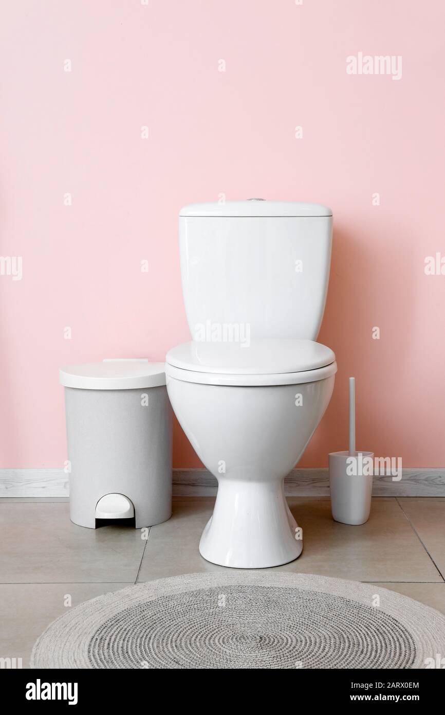 Interior of clean modern bathroom Stock Photo - Alamy