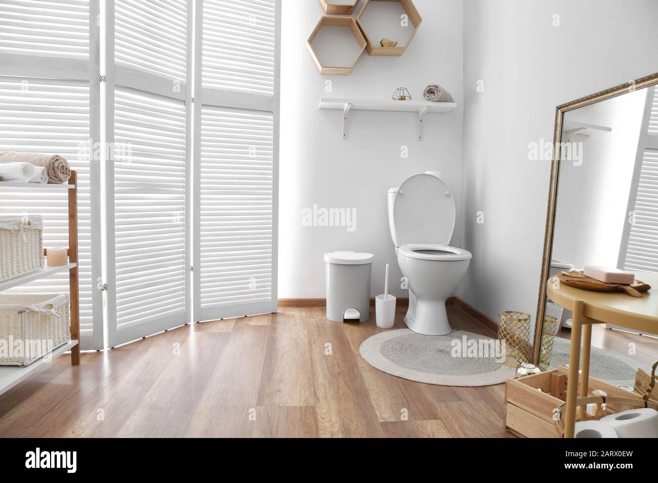 Interior of clean modern bathroom Stock Photo - Alamy