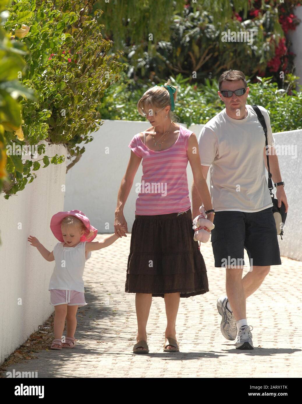 Kate and Gerry McCann taking their youngest daughter Amelie to the ...