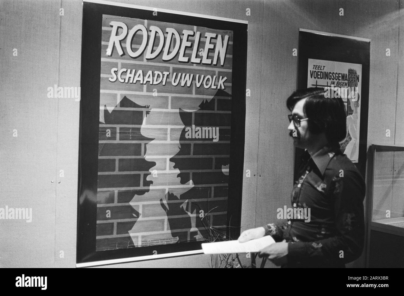 Educational propaganda Black and White Stock Photos & Images - Alamy