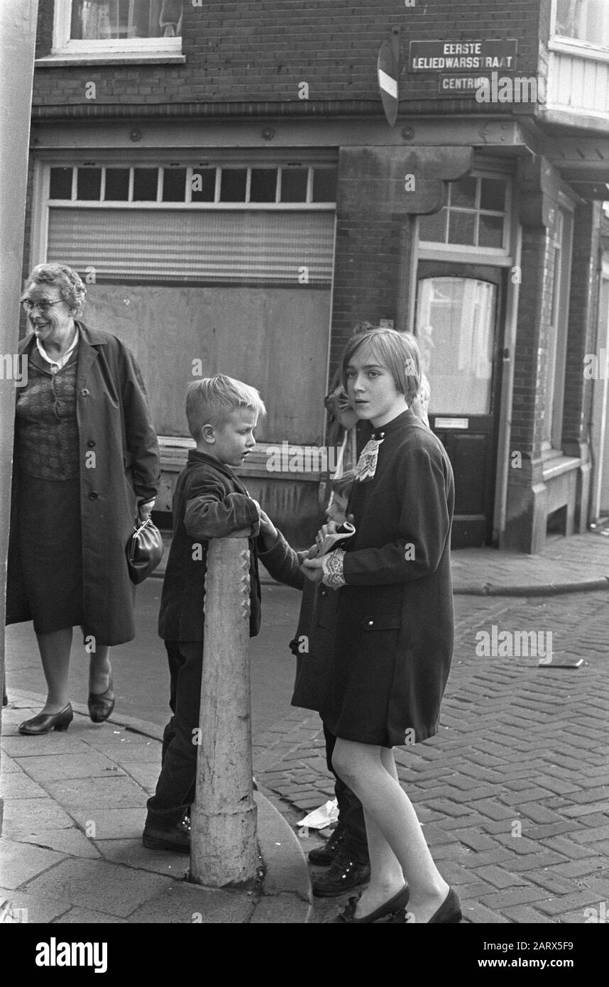 Spring in the city children Date: April 8, 1969 Stock Photo - Alamy
