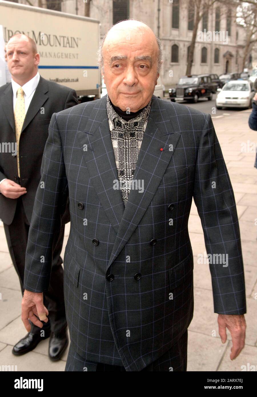 Michael cole al fayed hi-res stock photography and images - Alamy