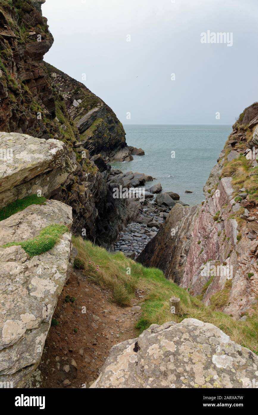 Beach & Cliffs at Heddon's Mouth, Exmoor, Devon Stock Photo - Alamy