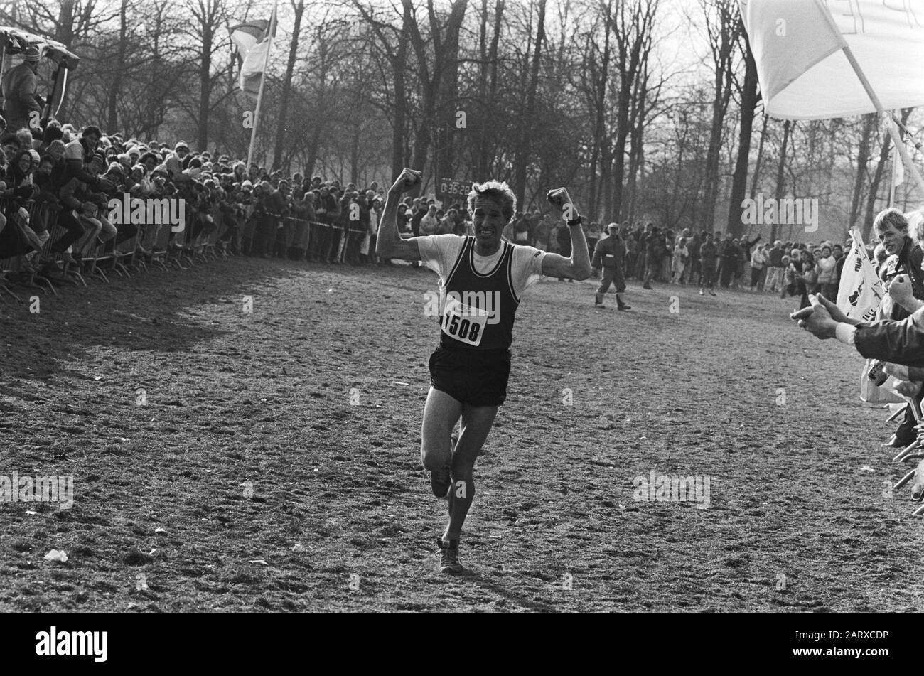 Dutch championships cross country running hi-res stock photography and ...
