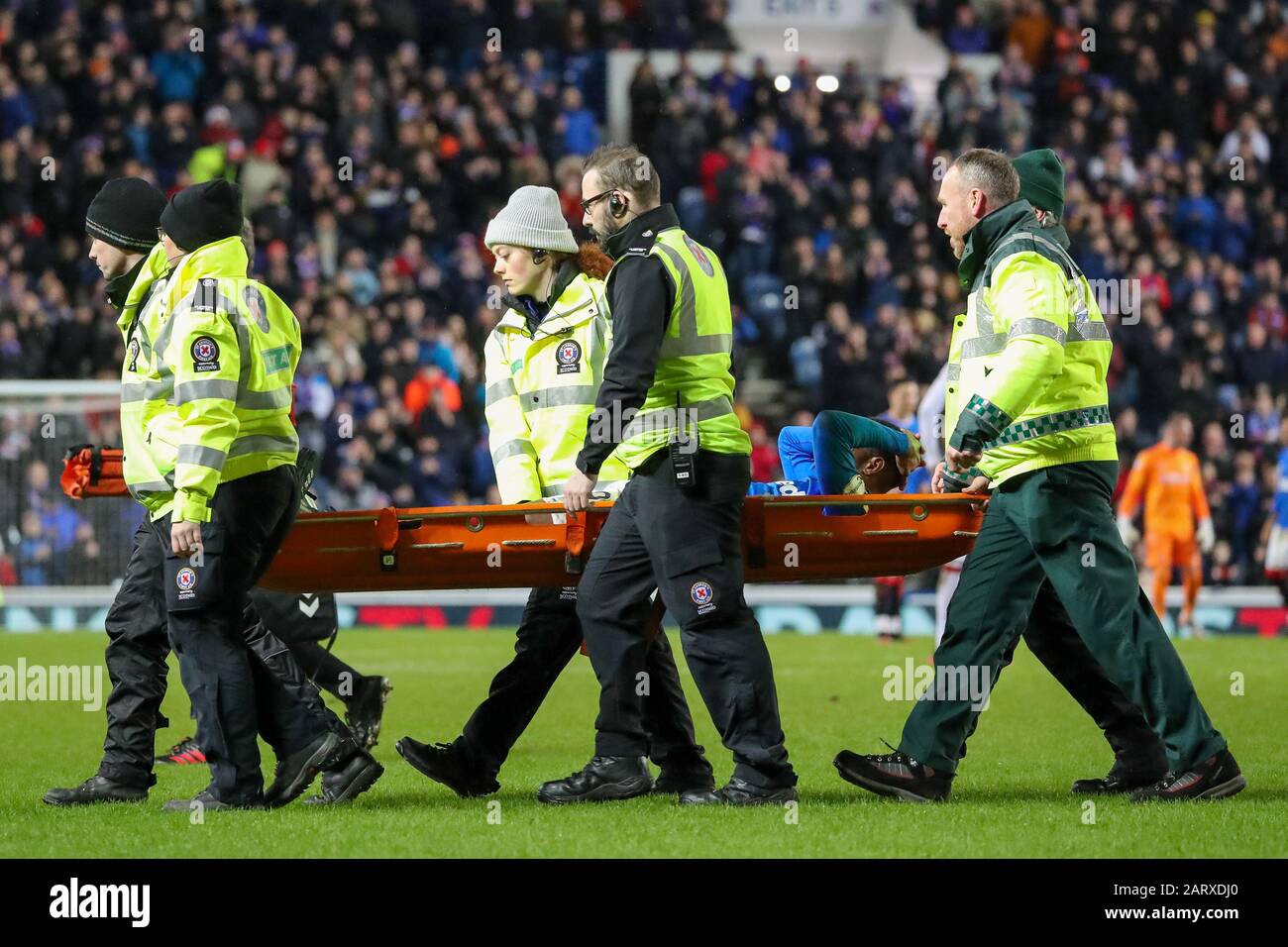 Injured player is carried off pitch hi-res stock photography and images ...