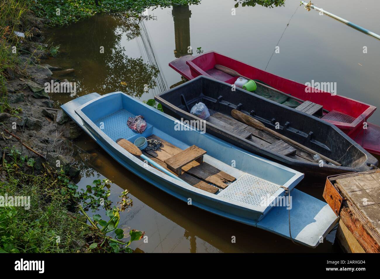 Nadeea Volianova Paddleboarding