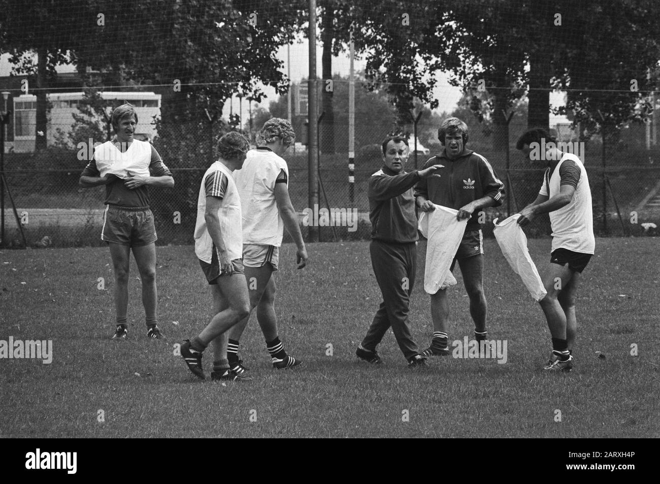 Soccer training feyenoord started hi-res stock photography and images ...