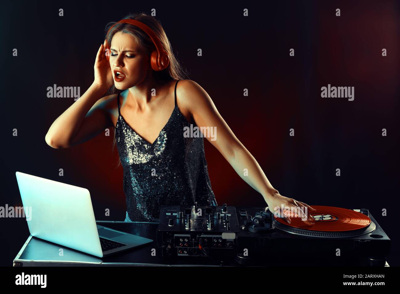 Black Female Disc Jockey High Resolution Stock Photography and Images ...