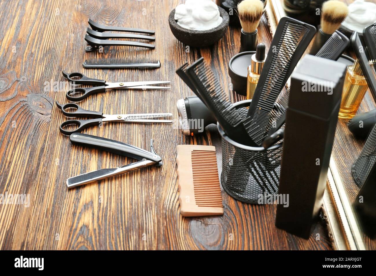 Hair stylist tools on barbers hi-res stock photography and images - Alamy
