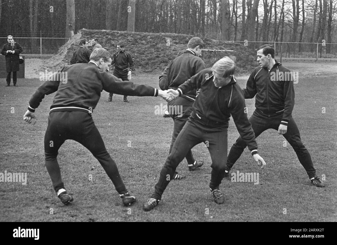 Soccer player peter kemper hi-res stock photography and images - Alamy