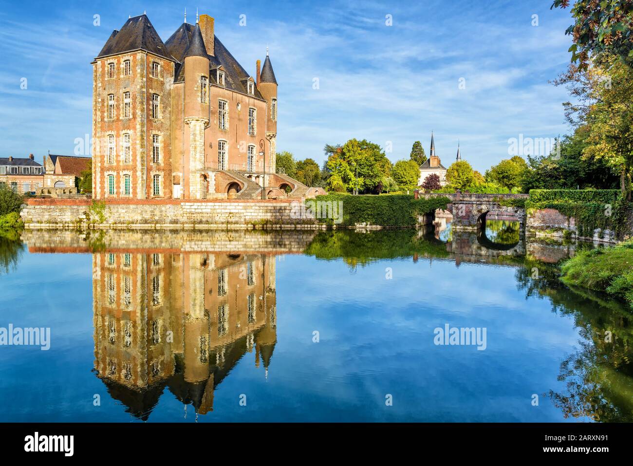Beautiful old chateau hi-res stock photography and images - Alamy