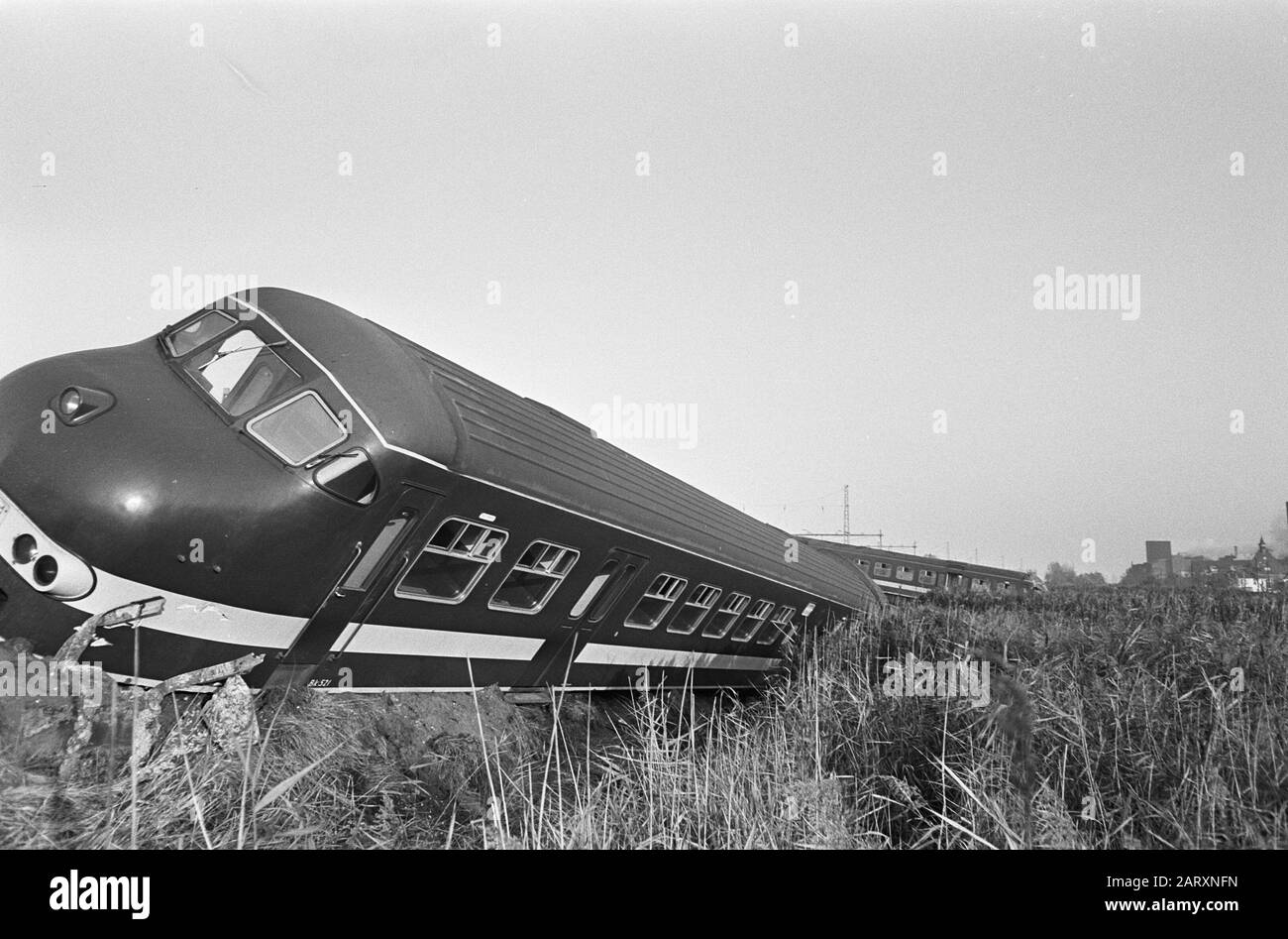 Ravage after the derailment of a passenger train at Halfweg trains ...