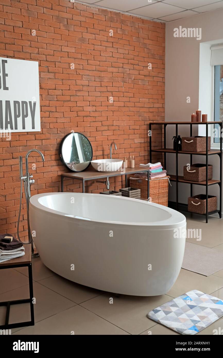 Interior of modern comfortable bathroom Stock Photo - Alamy