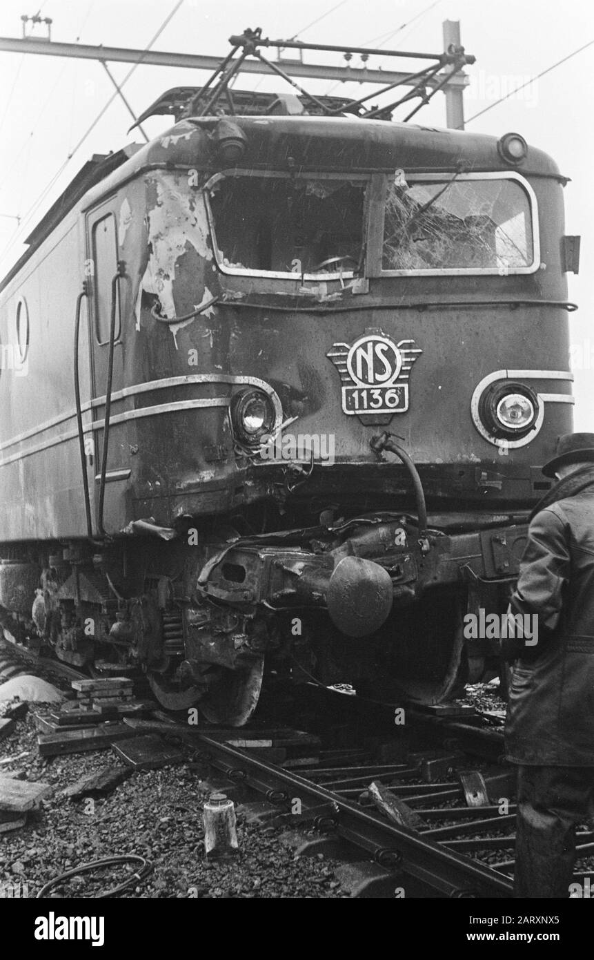 Damaged locomotive hi-res stock photography and images - Alamy
