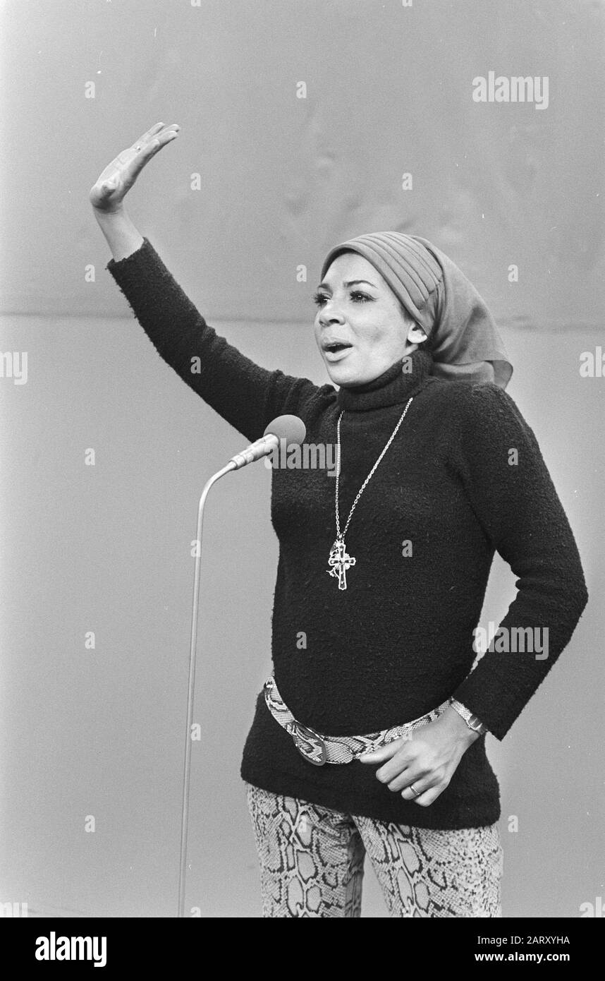 TV recordings by English singer Shirley Bassey Date: 11 January 1971 ...