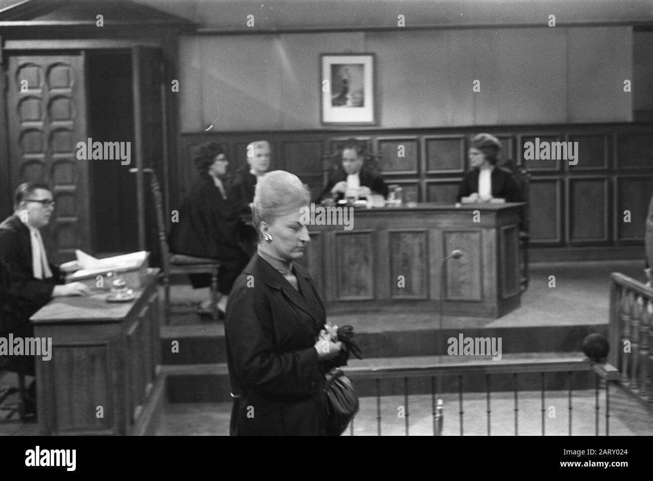 TV-court de Case van Veen, the defendant Arie van Veen Date: February ...