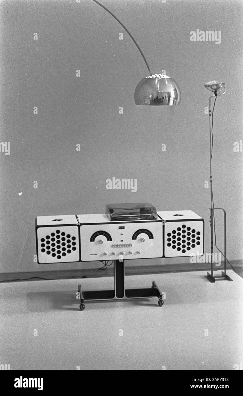 Designers exhibit in Stedelijk Museum. Radio pick-up combination from ...
