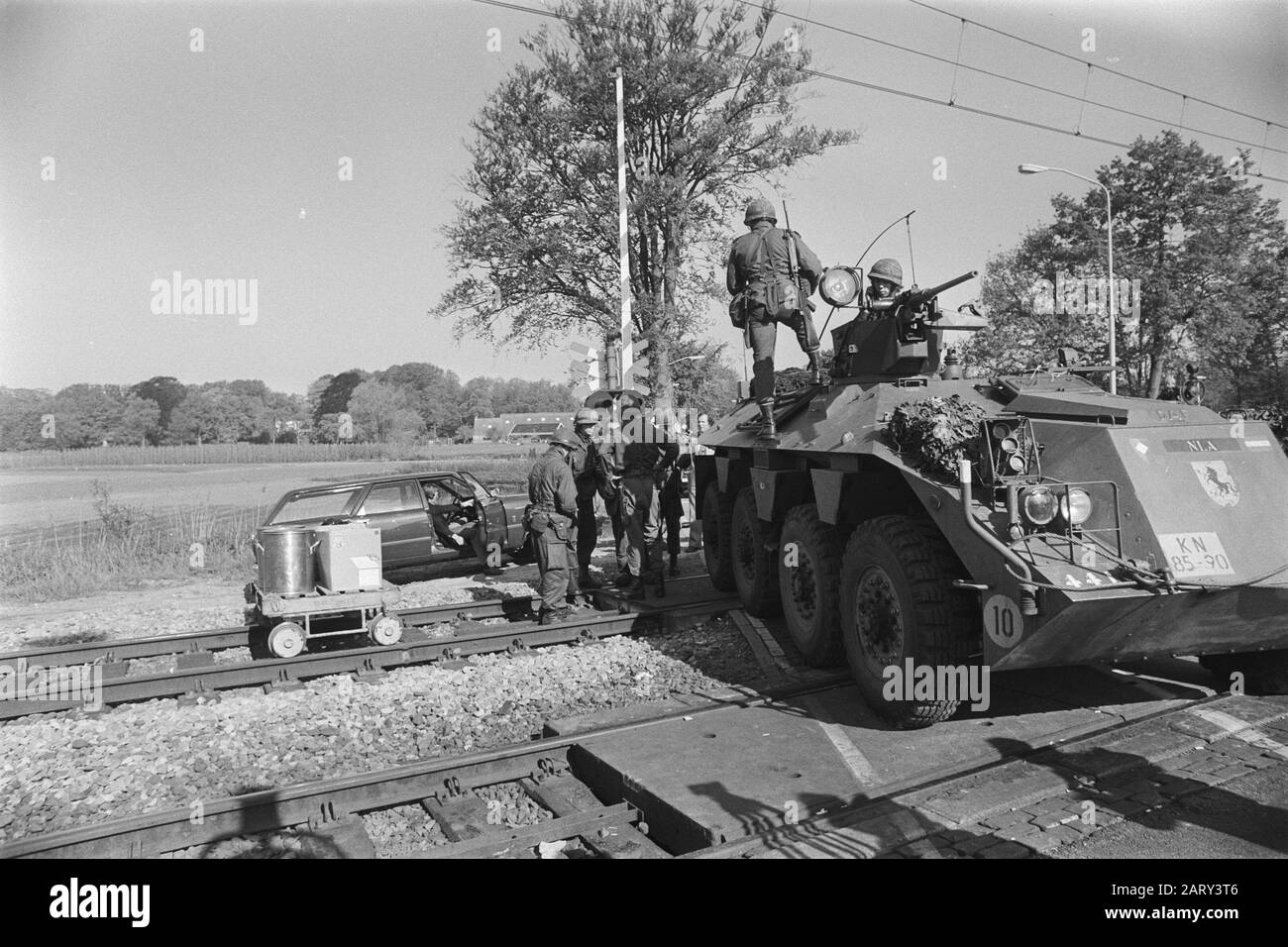 Daf yp408 armored vehicles hi-res stock photography and images - Alamy