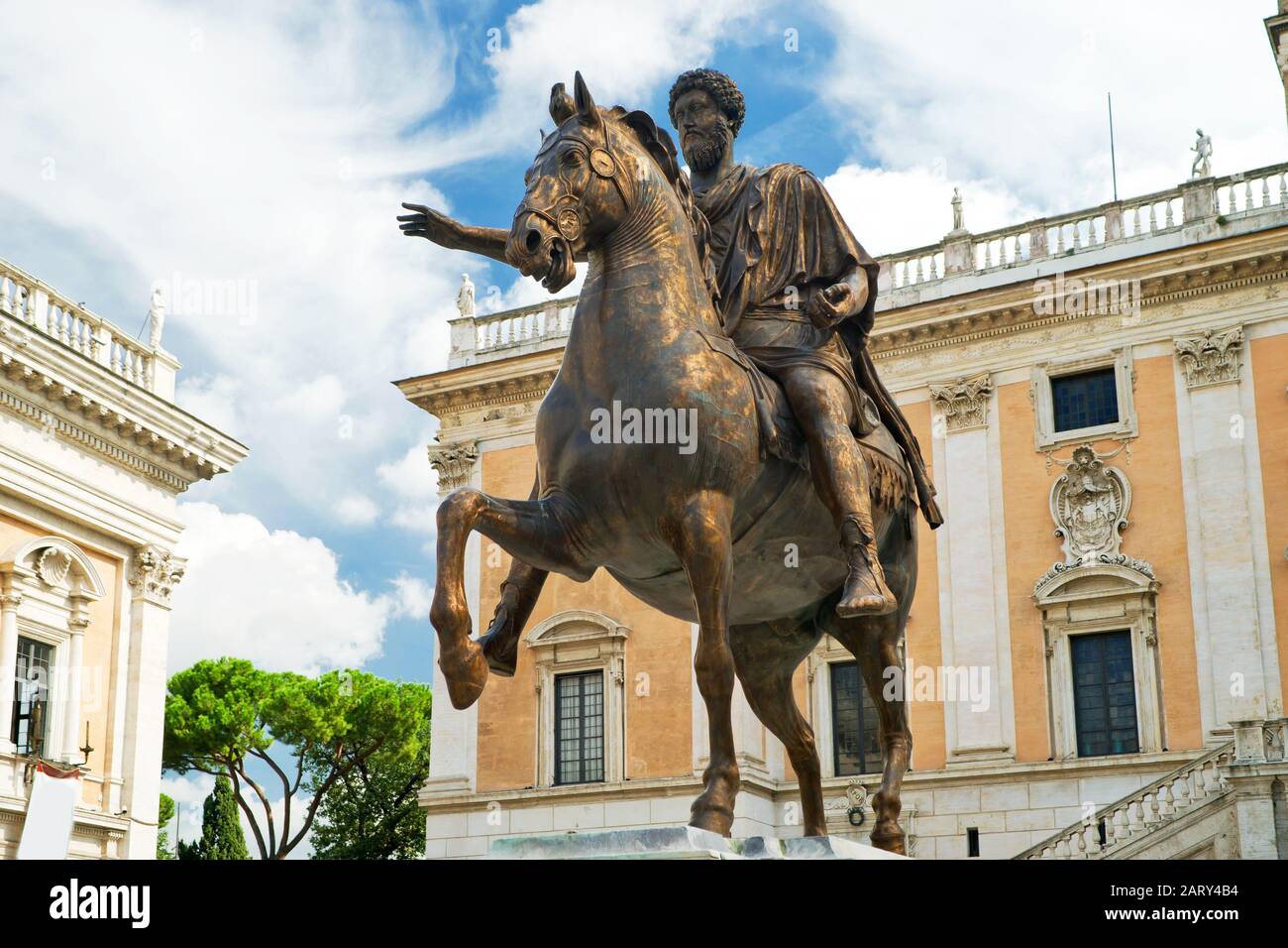 The equestrian statue of Marcus Aurelius in Capitoline Hill, Rome ...