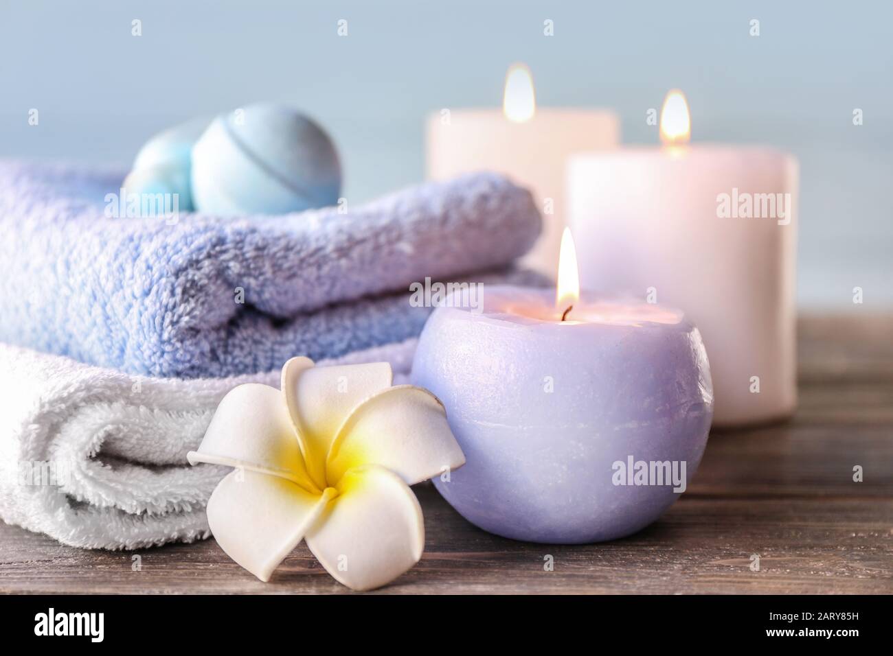Spa items on table hi-res stock photography and images - Alamy