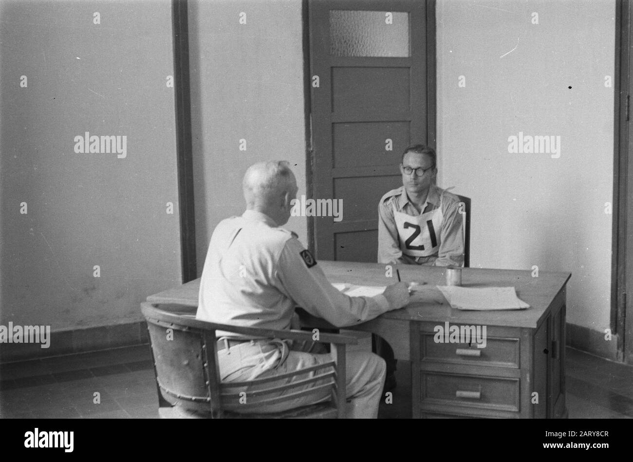 Interview with military officials hi-res stock photography and images ...