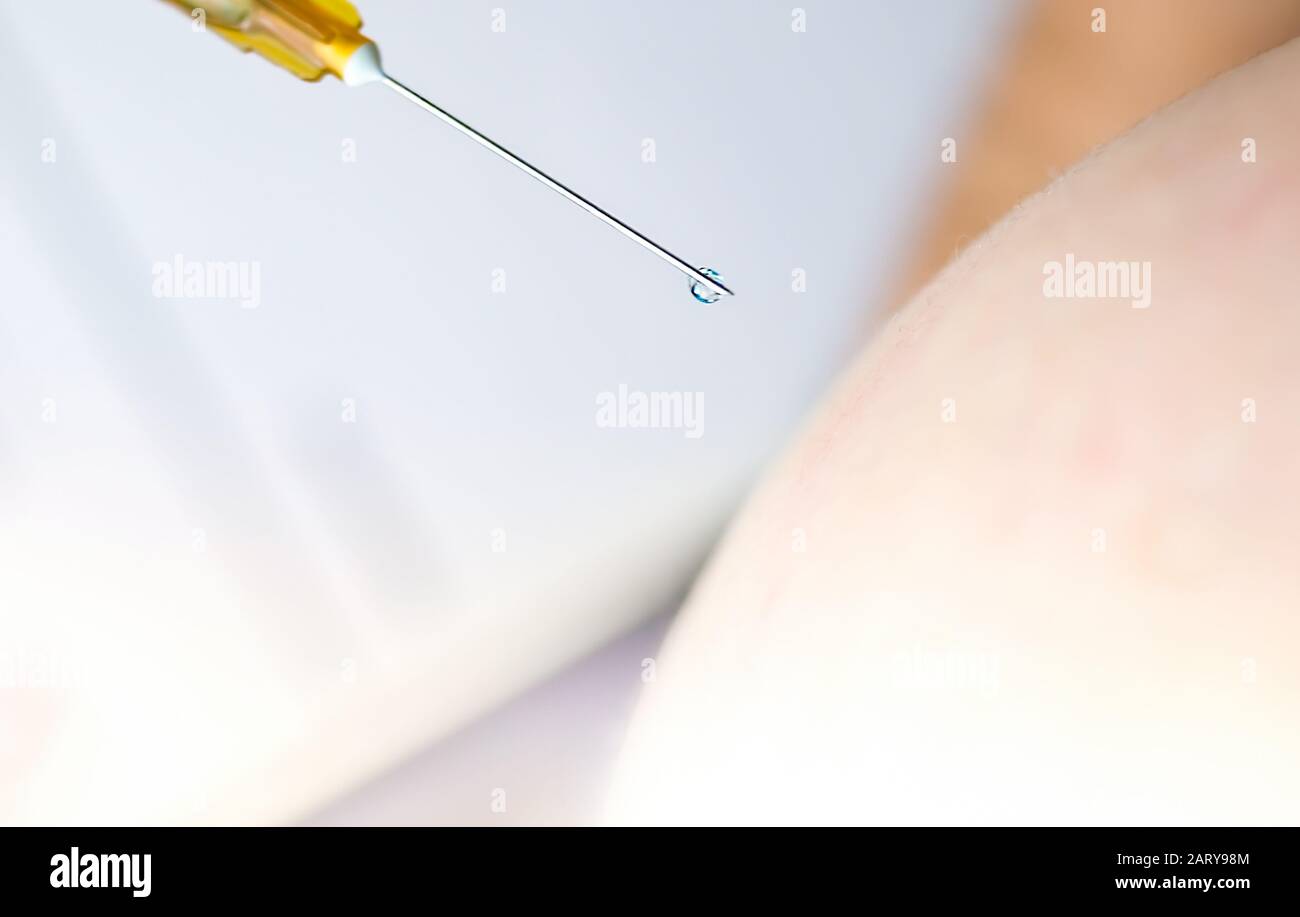 Vaccine transfer hi-res stock photography and images - Alamy