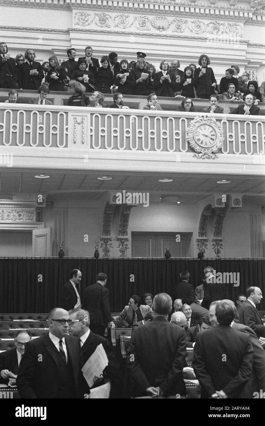 Second Chamber, overview with grandstand Date: November 16, 1971 ...