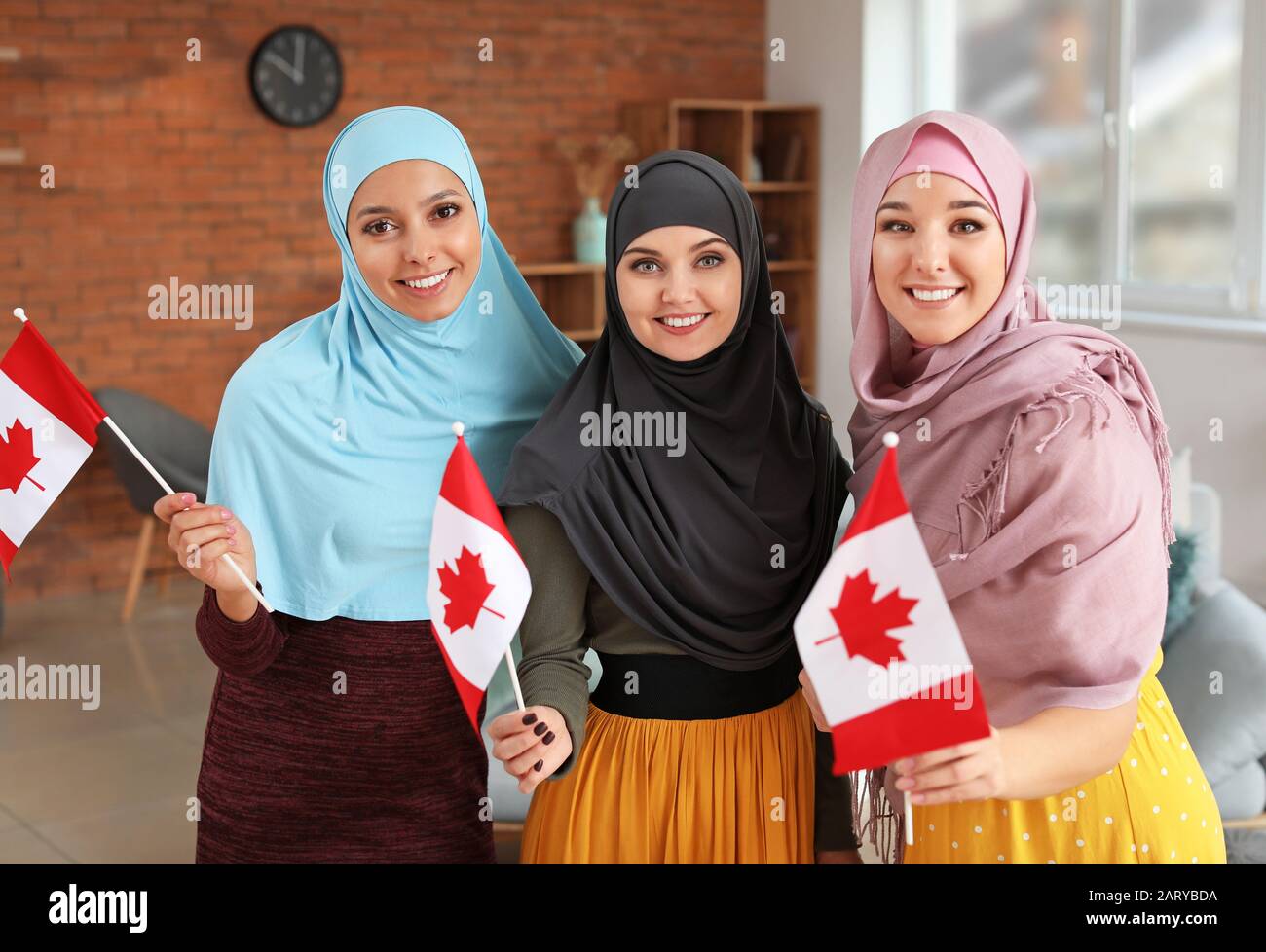 Muslim women canada hi-res stock photography and images - Alamy