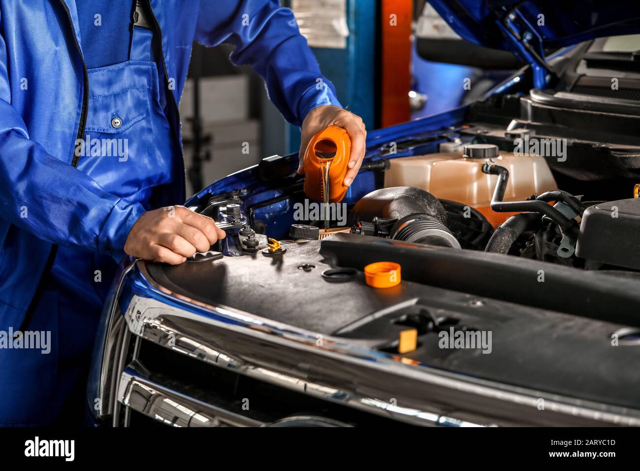 Bottle refilling station hi-res stock photography and images - Alamy